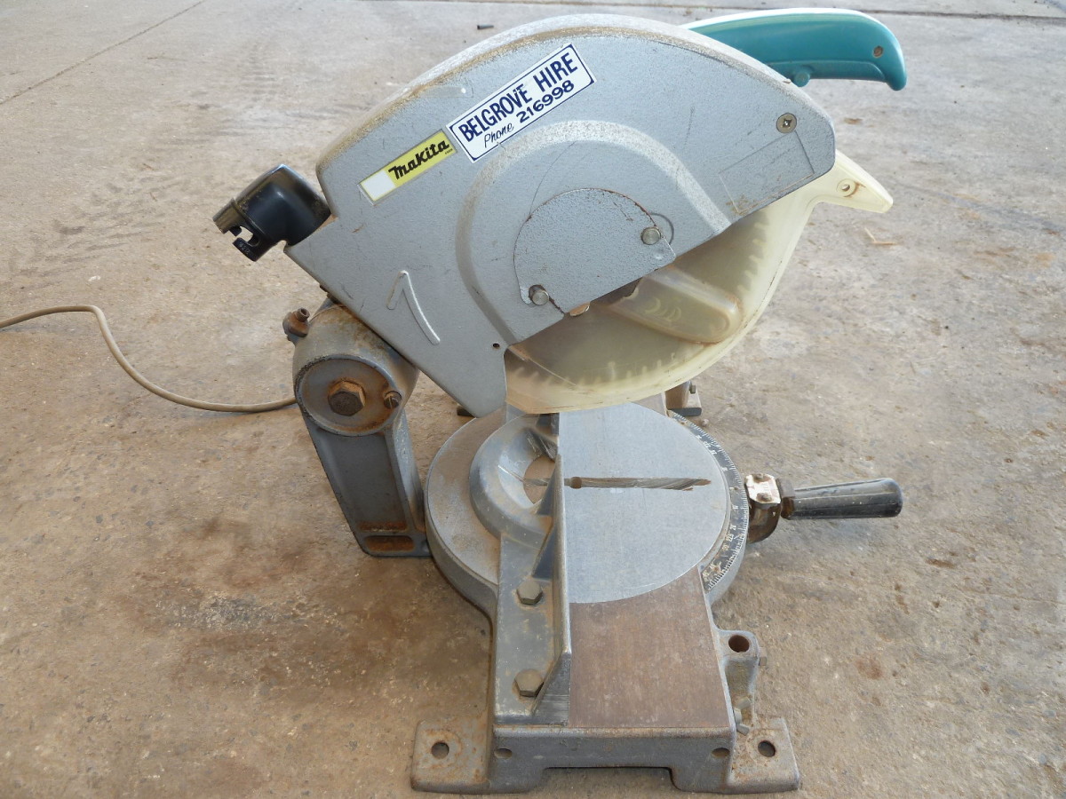 Drop Saw - Wood | Belgrove Hire