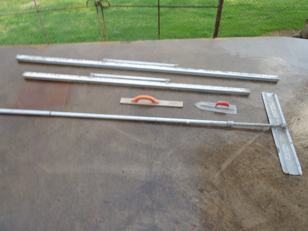 Bull Float - Screeds - Hand Trowels - Belgrove Hire