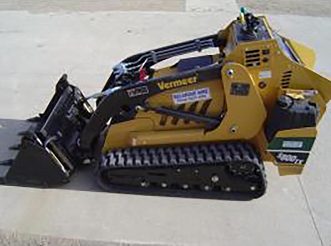 Vermeer 800 TX Track | Belgrove Hire
