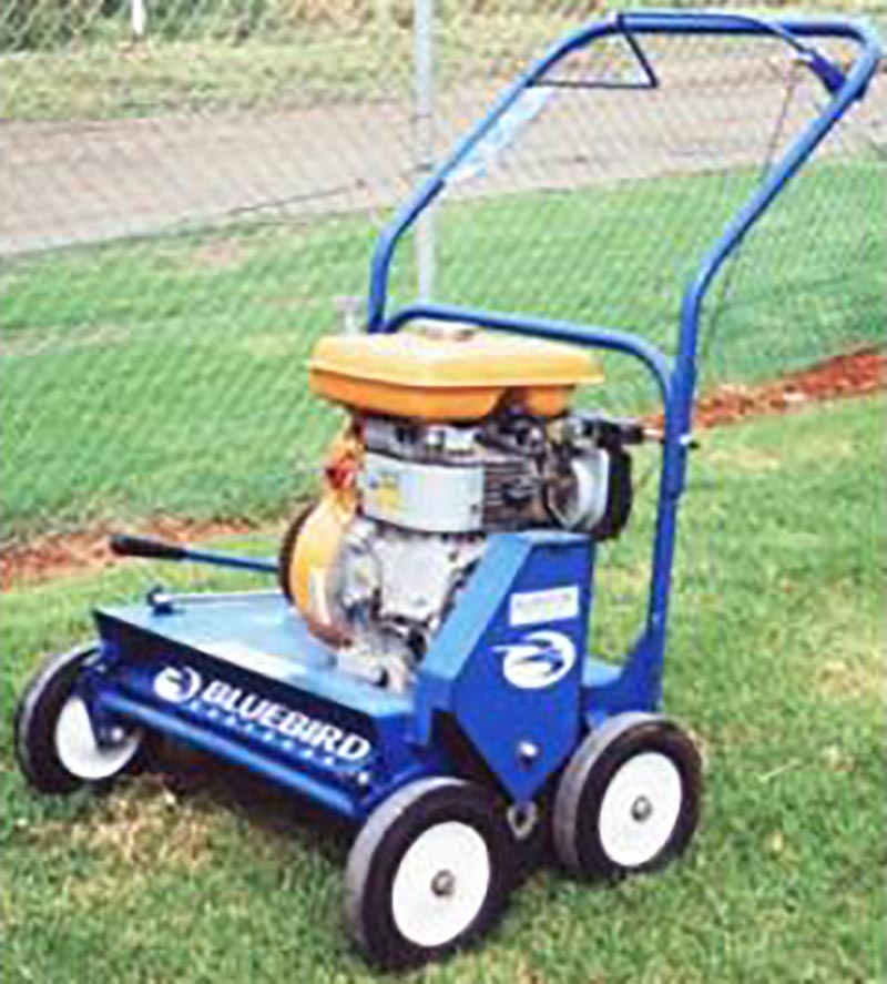 Lawn comber - Petrol - Belgrove Hire